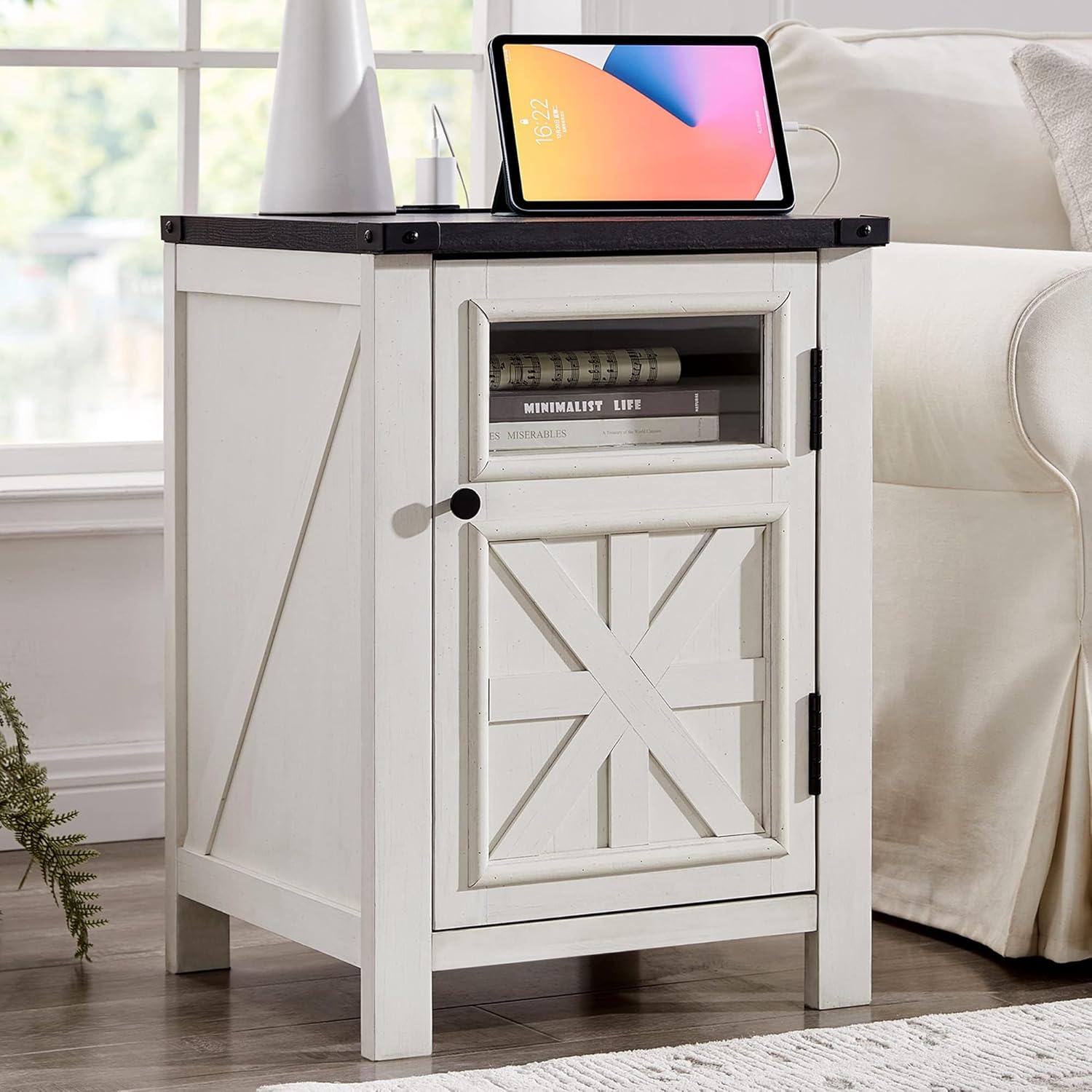 Amazon.com: JXQTLINGMU Farmhouse End Table with Charging Station, 18 ...