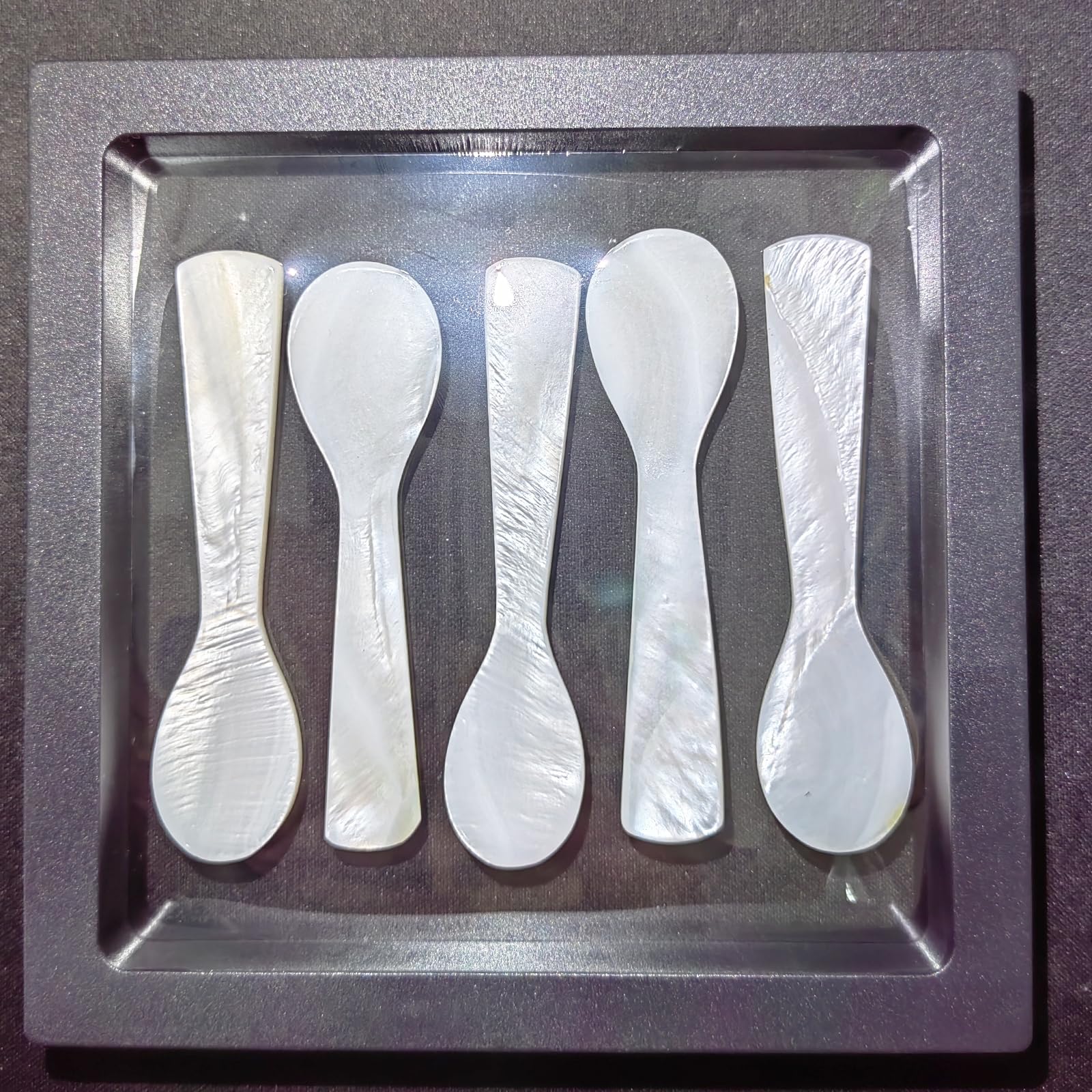Amazon.com: Caviar Spoons - Mother of Pearl Spoon Set with Gift Box ...