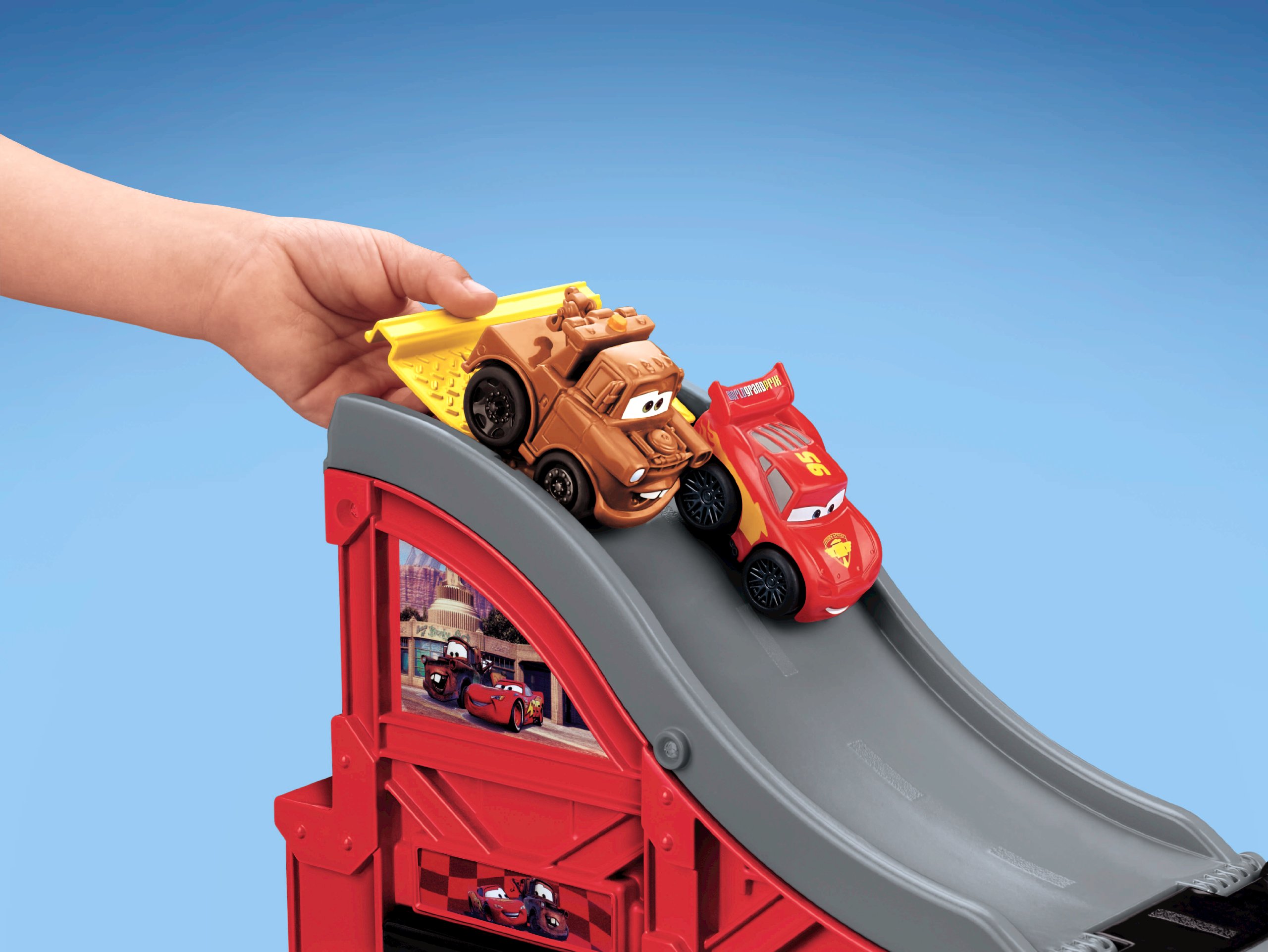 Disney cars race track online
