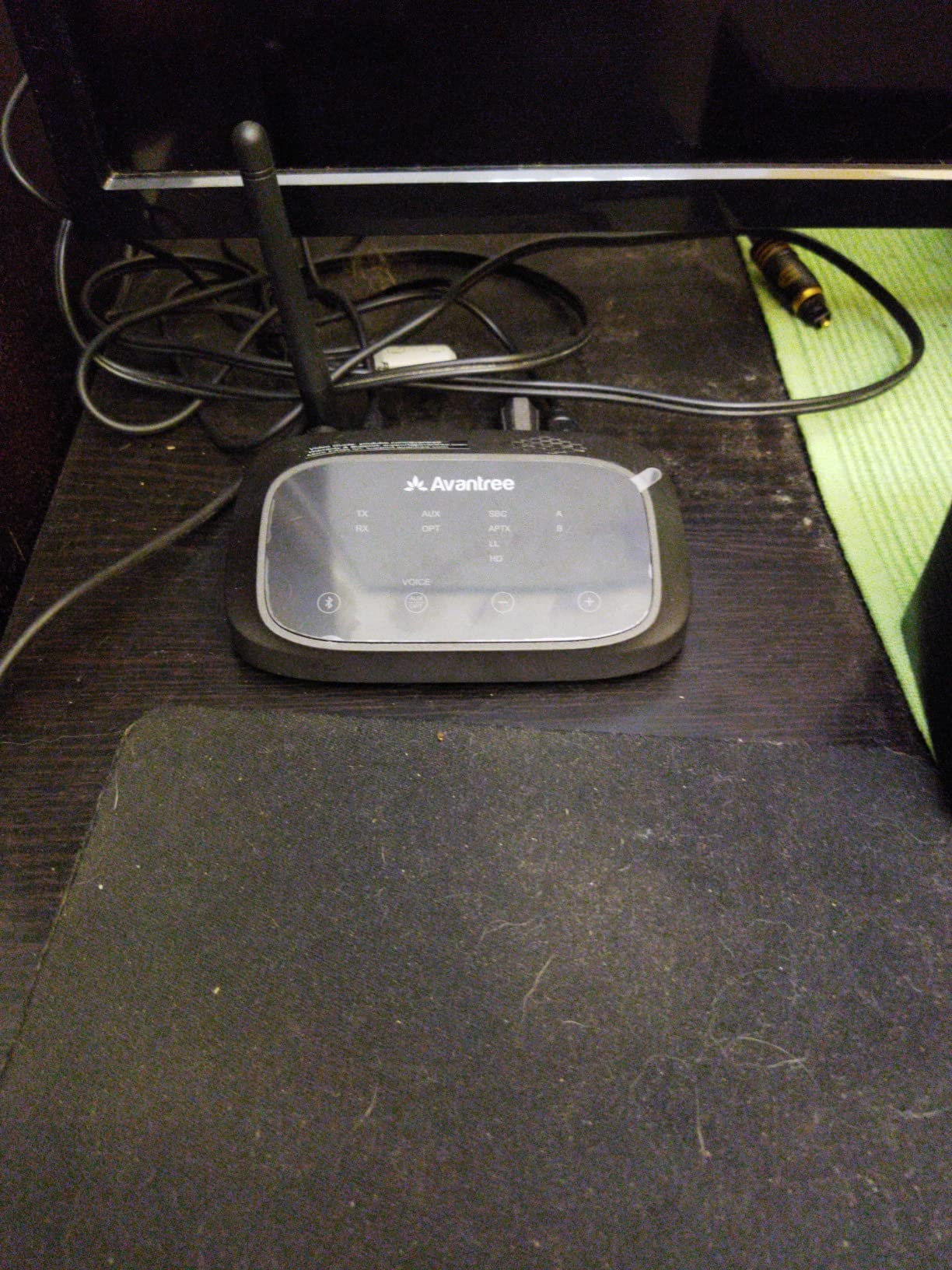 Avantree Oasis Plus Bluetooth Transmitter & Receiver for TV, Easy to ...