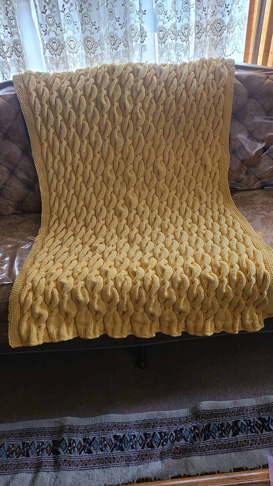 Amazon.com: Bernat Maker Home Dec Corded Yarn Bundle 2 Skeins with 4 ...