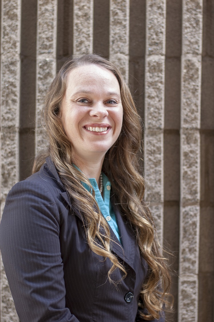 Amazon.com: Sarah Linder: books, biography, latest update