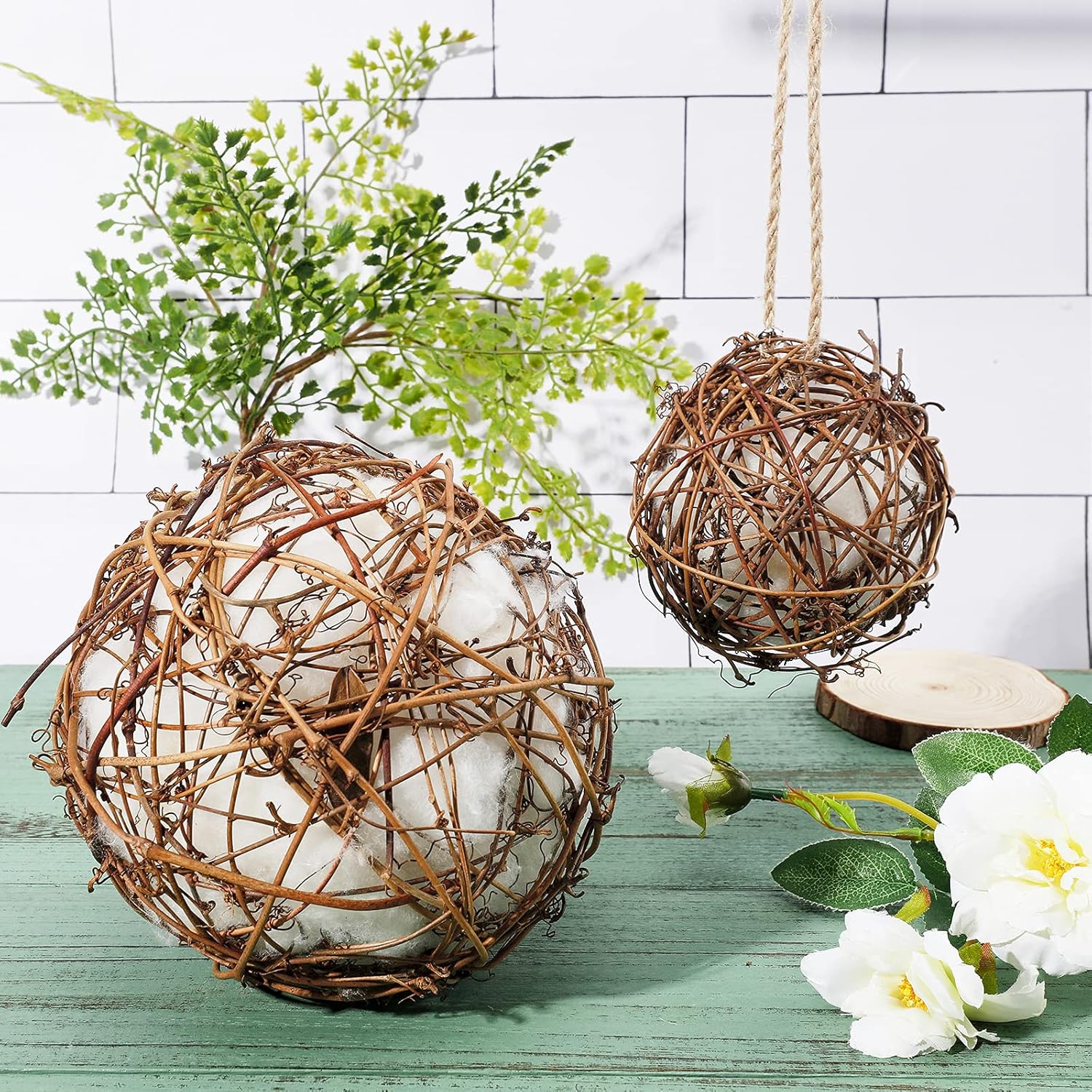 AHANDMAKER Hummingbird Nesting House, 2Pcs Hummingbird Balls, Globe ...