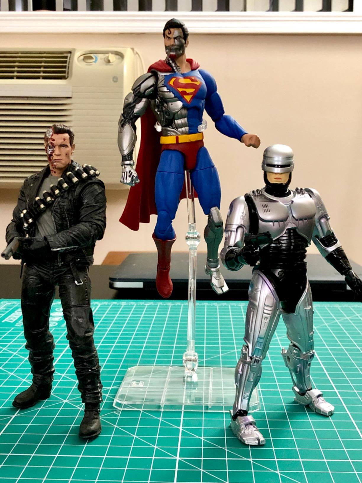 Amazon.com: DC Essentials: Cyborg Superman Action Figure : Toys & Games