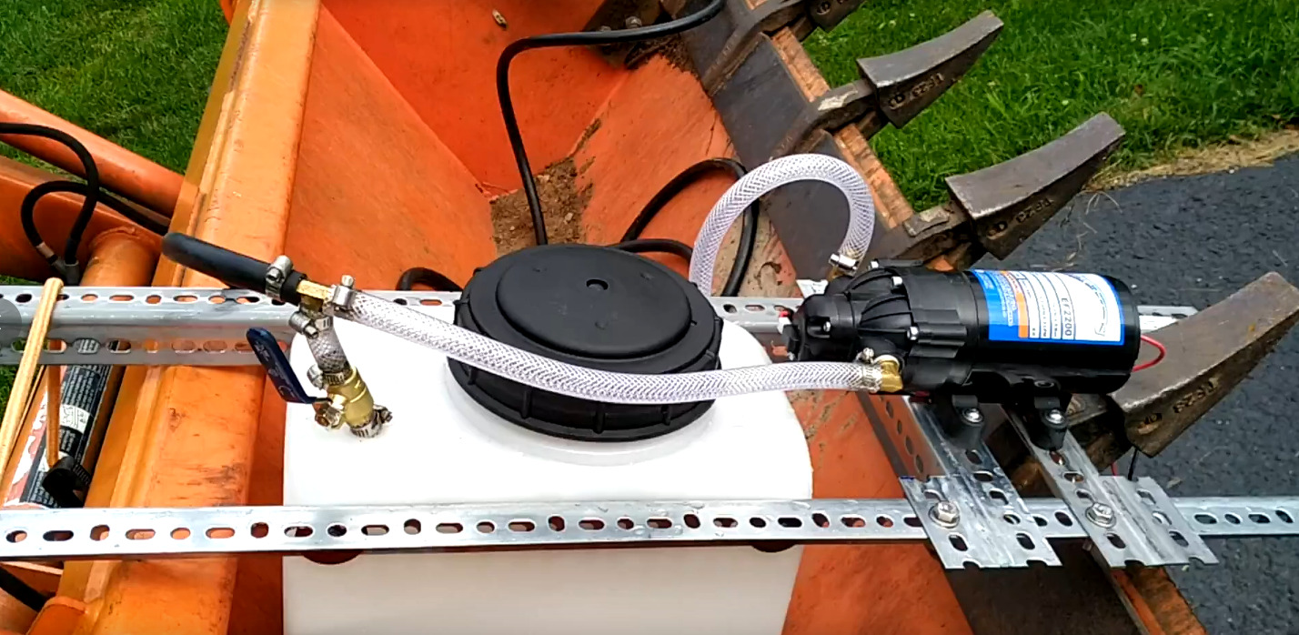 Amazon.com: Den Hartog 3 Gallon Rectangle Rinse Tank w/5" Lid & 3/4 ...