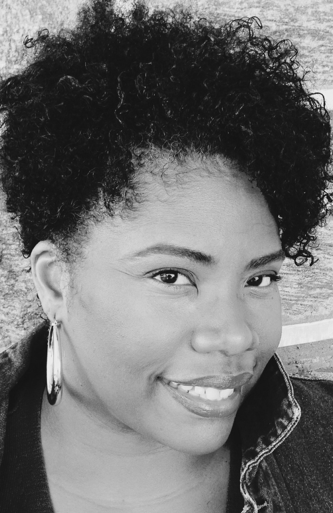 Amazon.com: Tracey Michae'l Lewis: books, biography, latest update