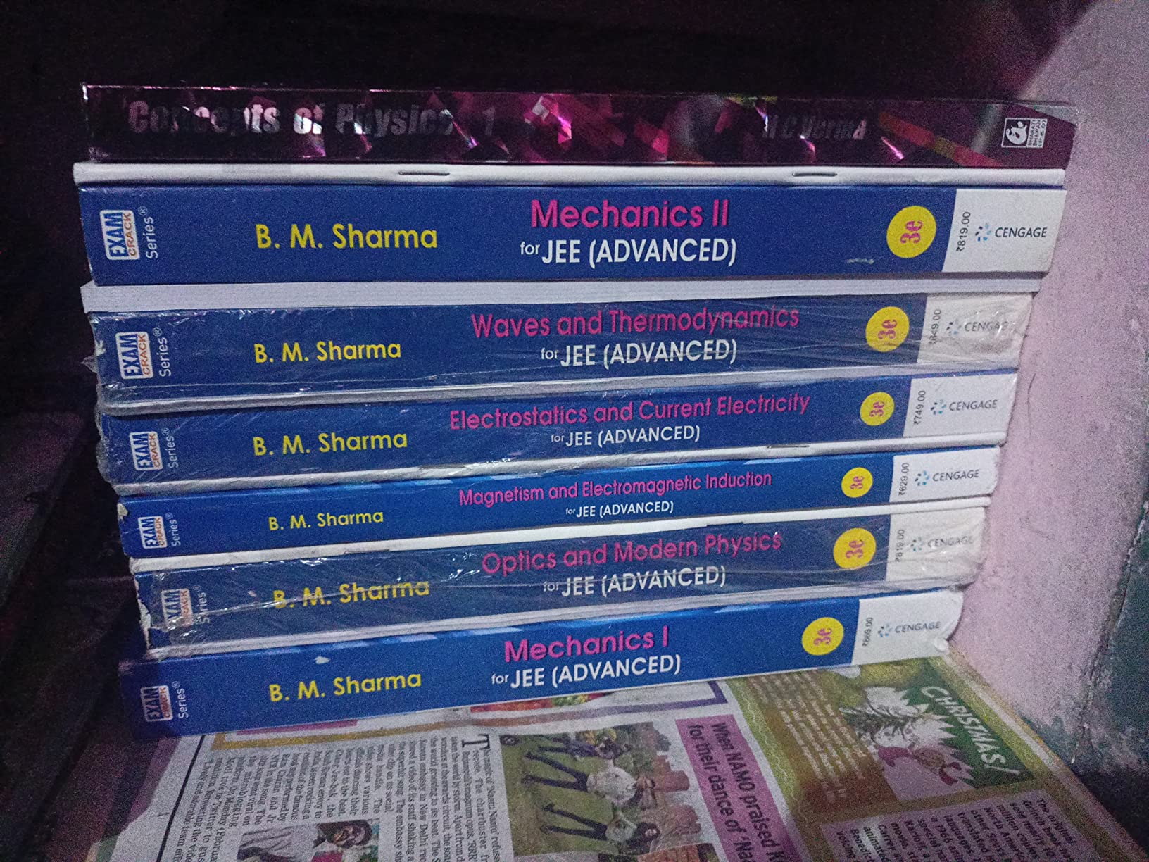 Buy Cengage JEE Advanced Physics for 2021 - Set of 6 Books by B. M ...