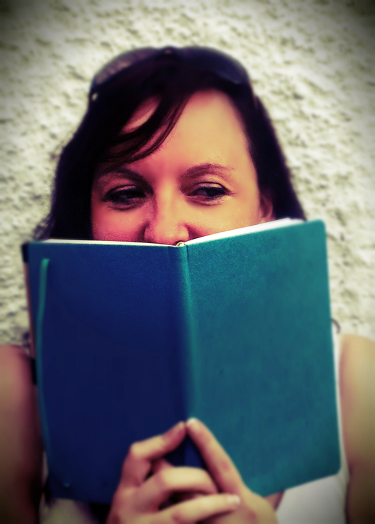 Amazon.co.uk: Poppy Dolan: books, biography, latest update