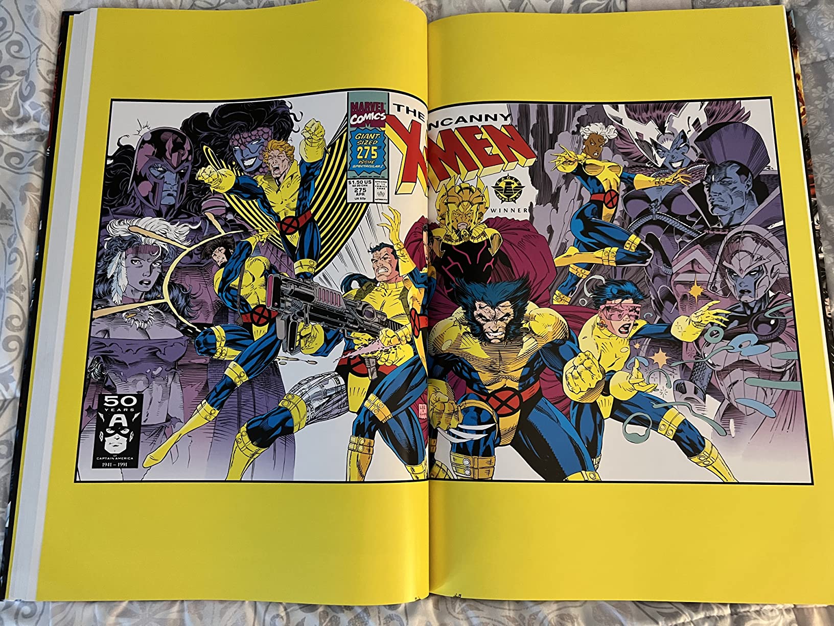 Amazon.com: X-Men XXL by Jim Lee: 9781302920012: Claremont, Chris ...