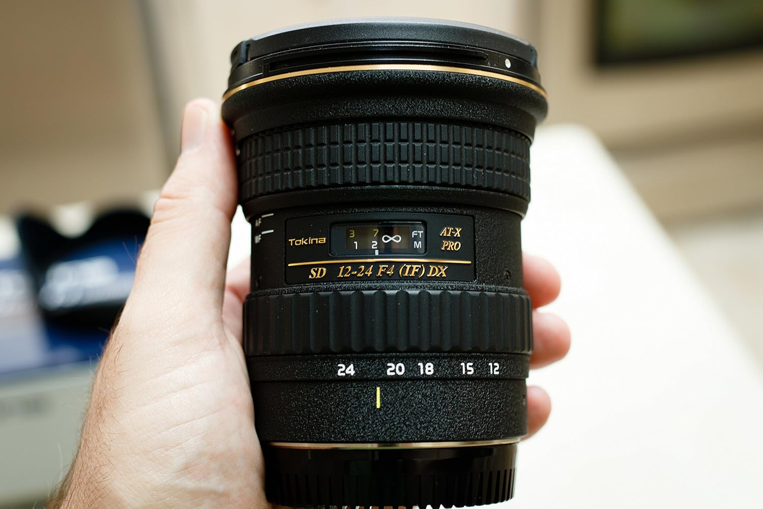 Amazon.com : Tokina Tokina 12mm - 24mm f/4 PRO DX Autofocus Zoom Lens ...