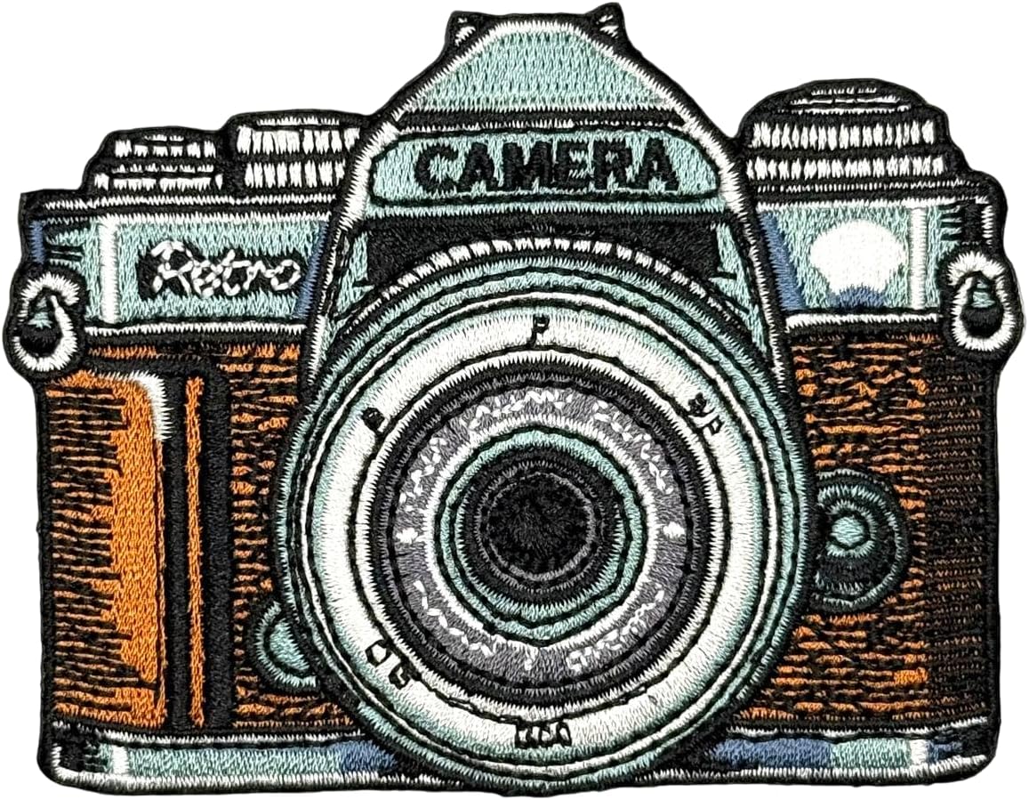 Amazon.com: 3.5" Embroidered Vintage Retro Camera Iron On Patch ...