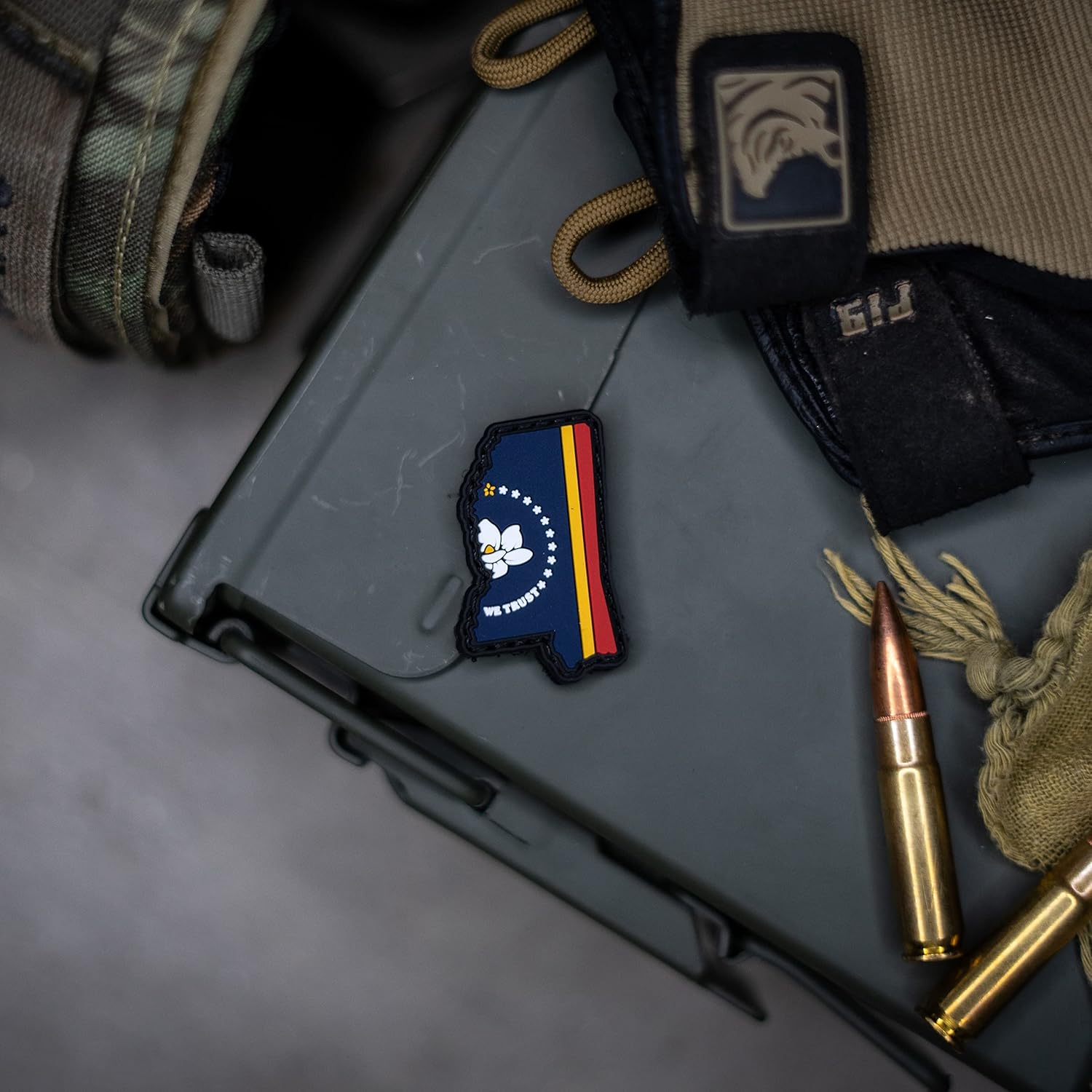 Amazon.com: NEO TACTICAL GEAR Mississippi State Flag Ranger Eye PVC ...