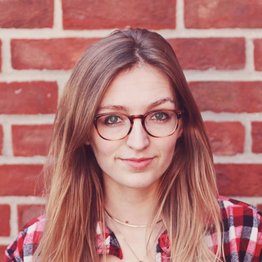 Amazon.co.uk: Izzy Burton: books, biography, latest update