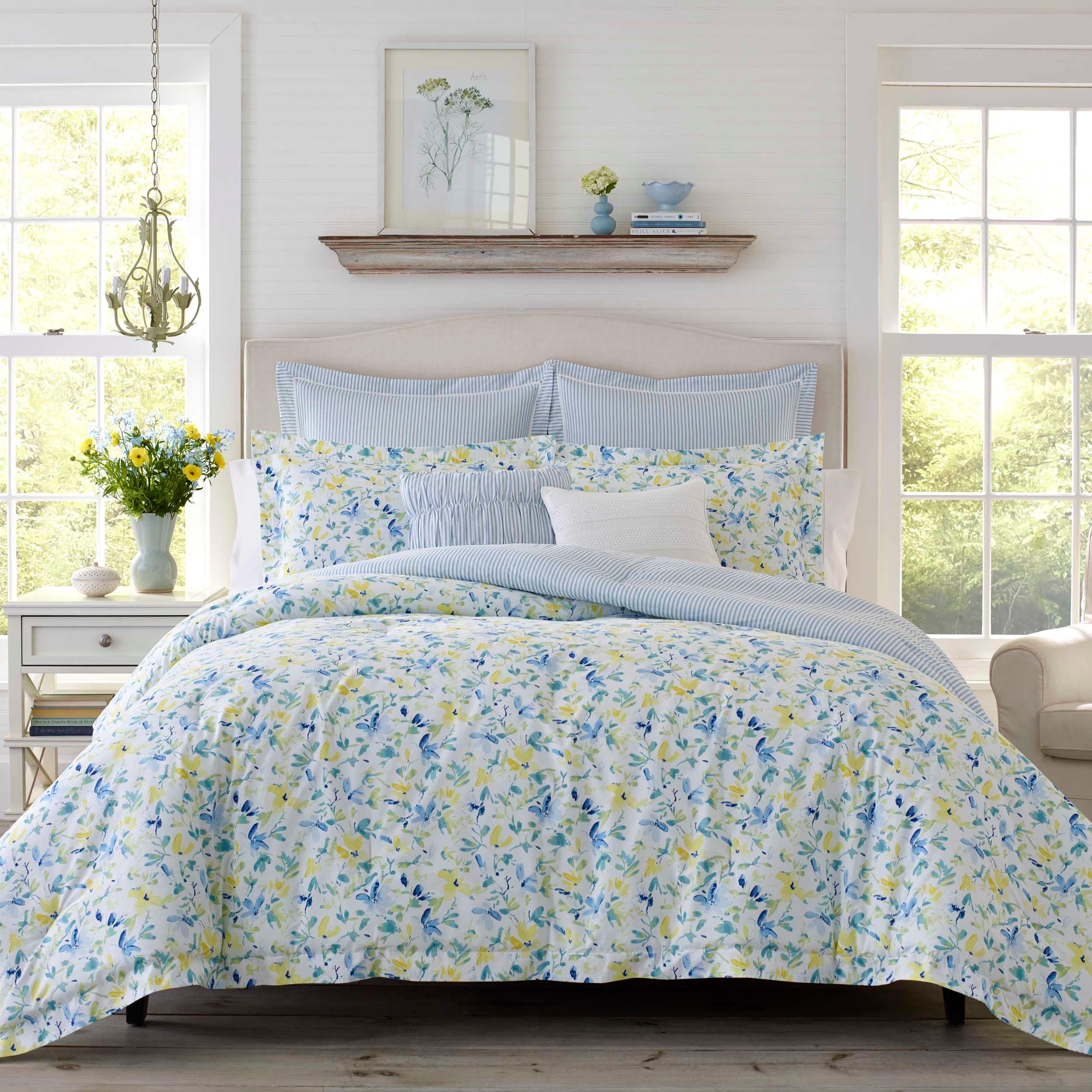Amazon.com: Touch of Class Cottage Rose Comforter Set Aqua Mist : Home ...