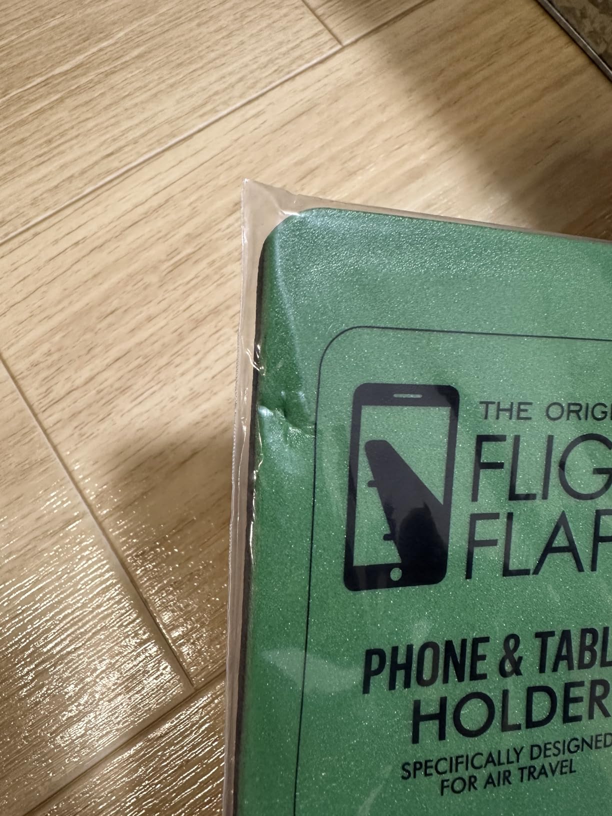 Amazon.co.jp: Flight Flap Phone & Tablet Holder, Designed for Air ...