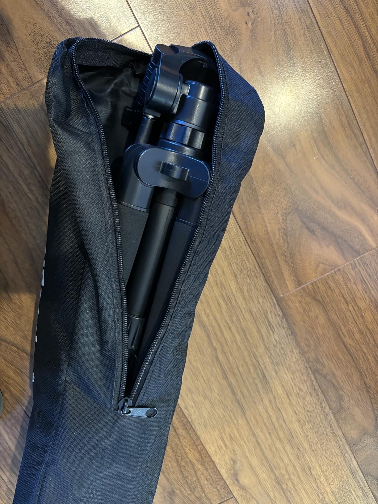 Amazon | UBeesize 170cm 三脚 カメラ三脚 スマホ三脚 ビデオカメラ/一眼レフカメラ/スマホ/タブレット/iPad対応 3way雲台 360°回転可能 軽量 収納袋付き ...