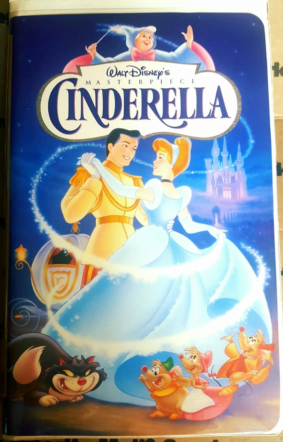 Amazon.com: Cinderella (Walt Disney's Masterpiece) [VHS] : Ilene Woods ...