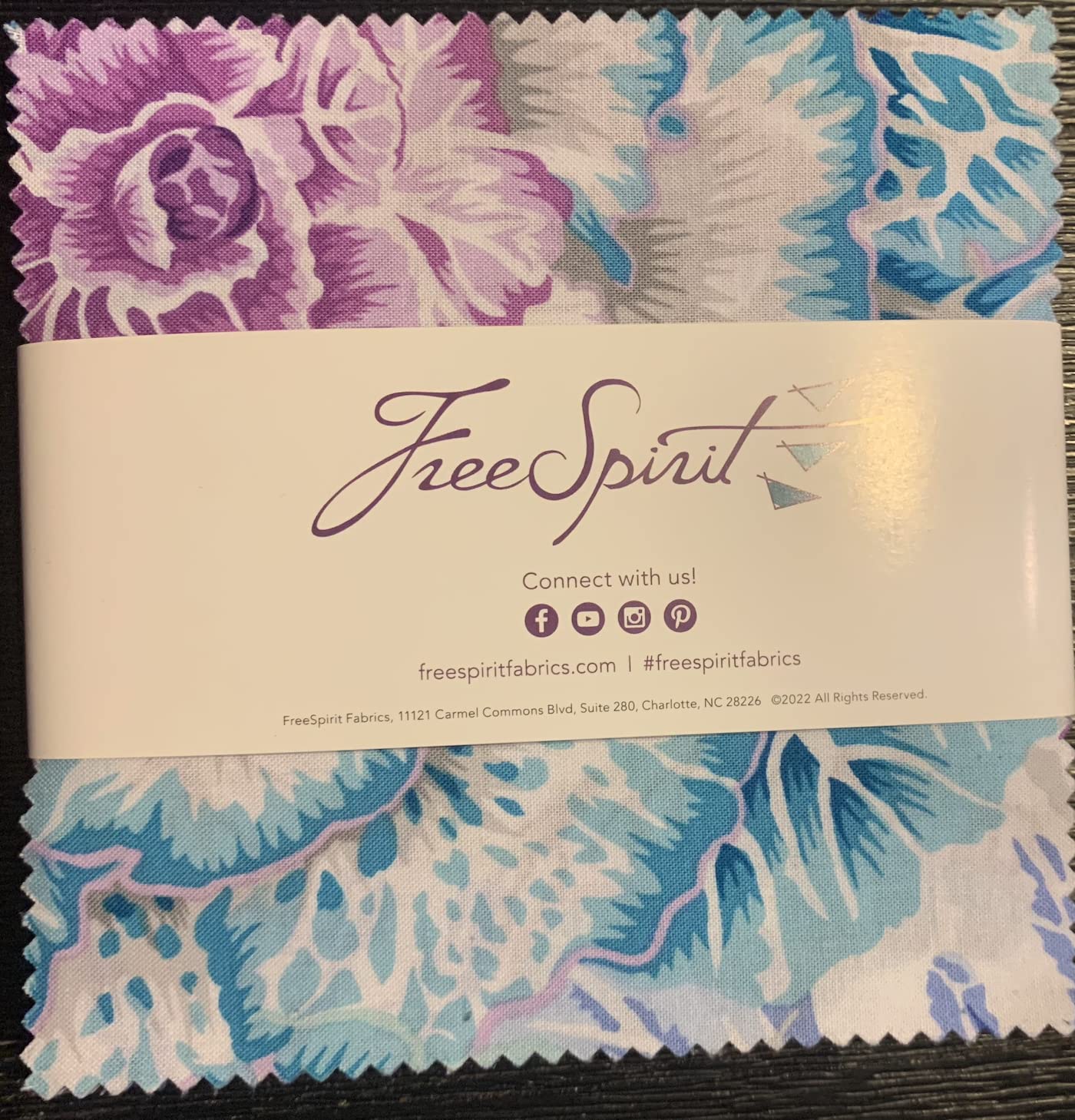 Snapklik.com : Lake Charm Pack Kaffe Fassett