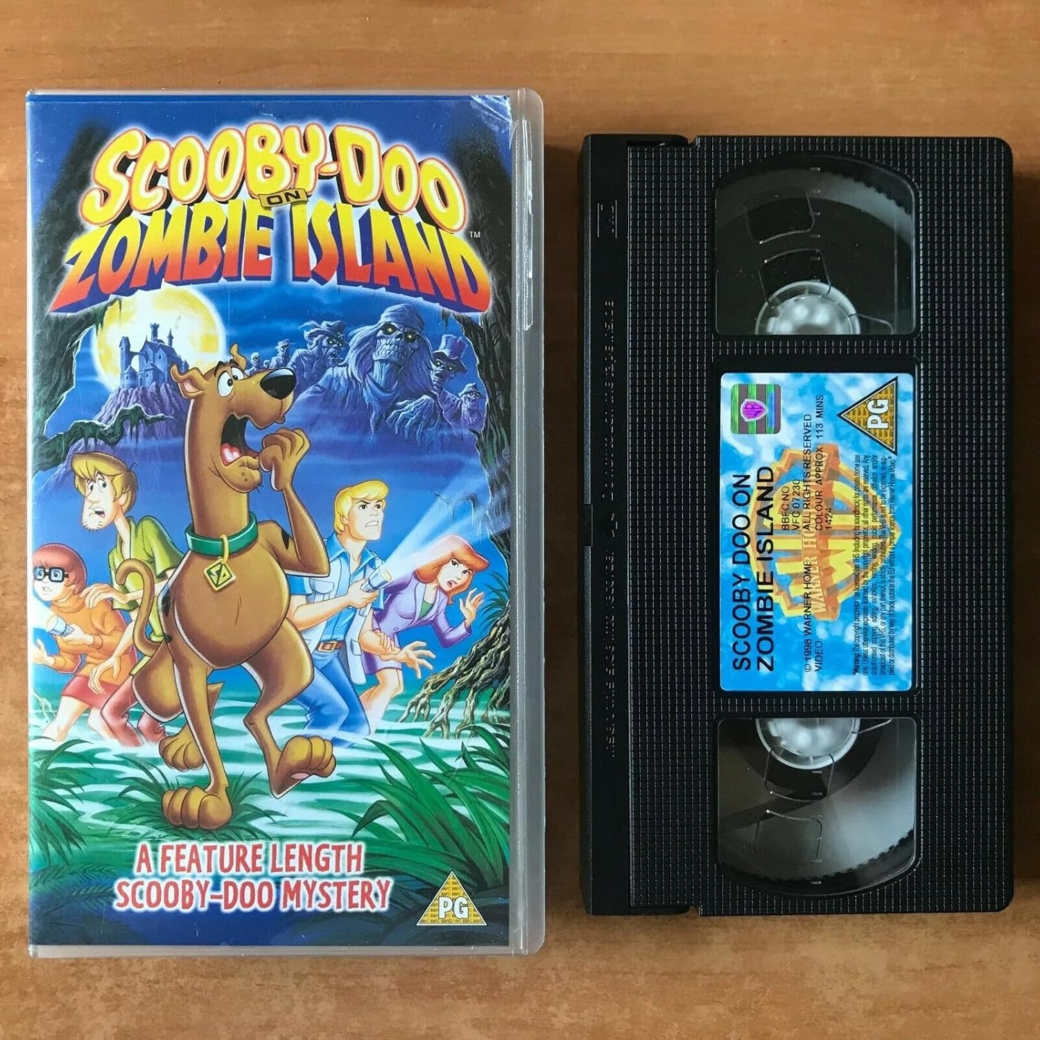 Amazon.com: Scooby-Doo on Zombie Island [VHS] : Electronics