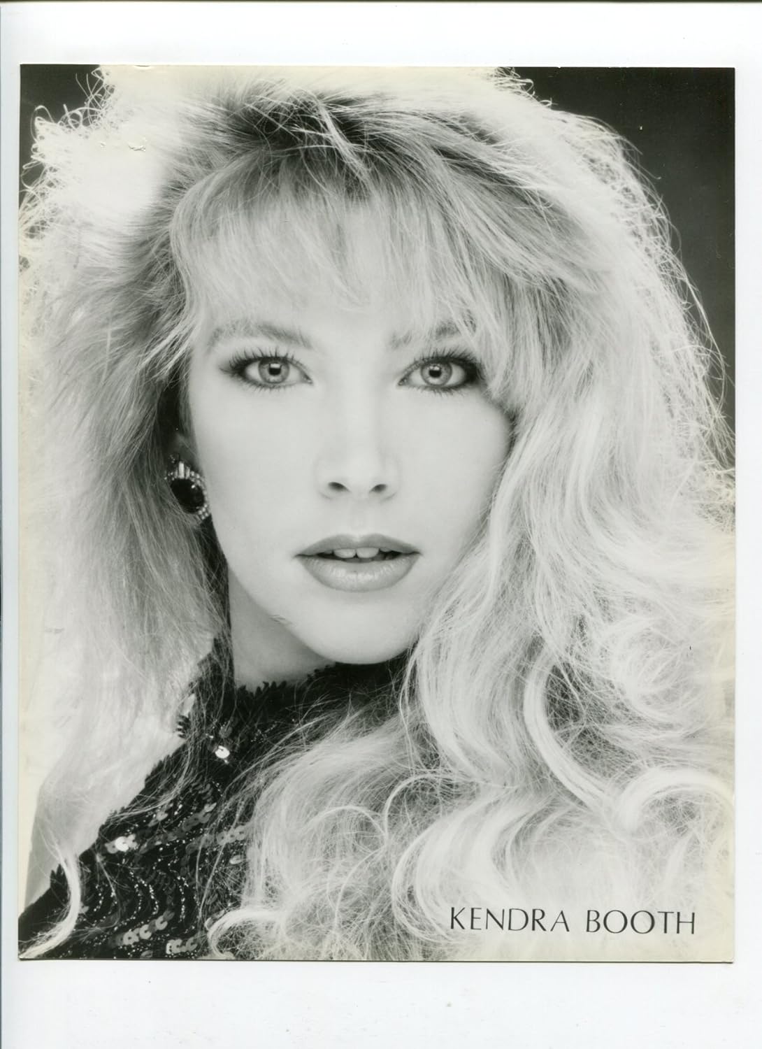 MOVIE PHOTO: Kendra Booth-B&W- Still at Amazon's Entertainment ...