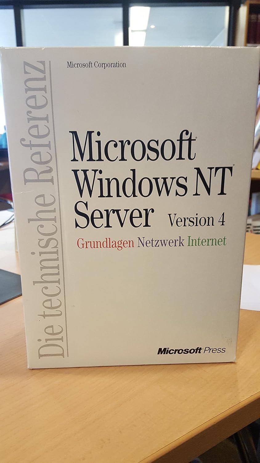 Microsoft Internet Explorer 4 at a Glance: The Easy Way to Find the ...