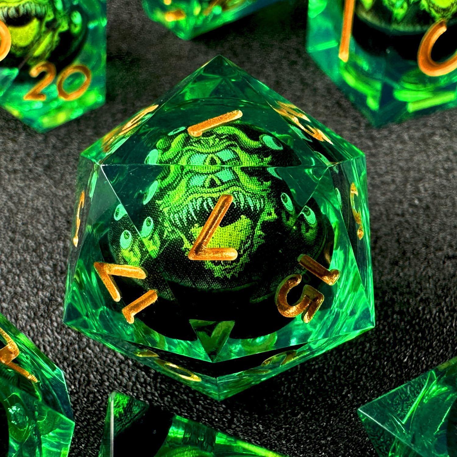 Amazon.com: HAOMEJA Beholder D&D Monster Resin Dice Set DND Skeleton 7 ...