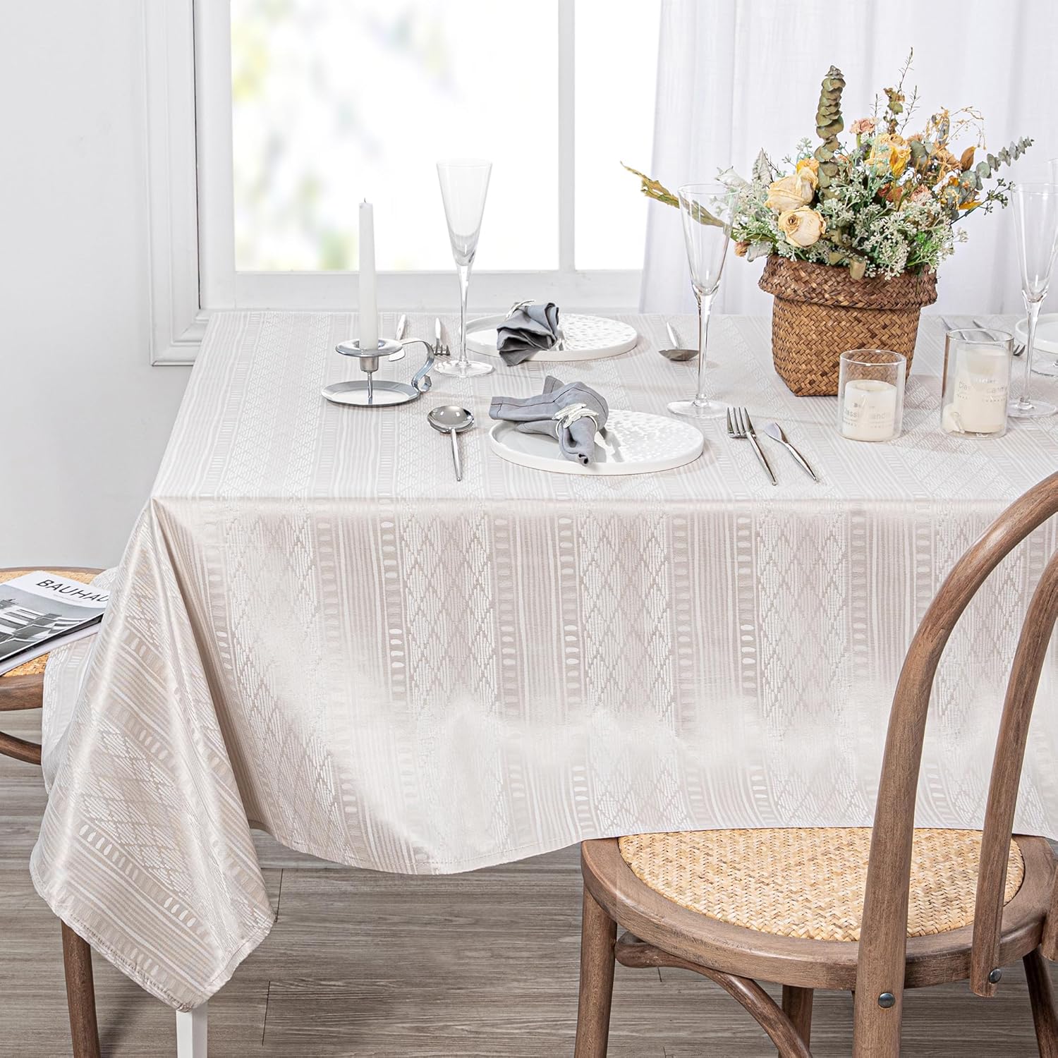 MYSKY HOME 60 x 84 Inch Table Cloth Nappe Rectangulaire Water Resistant ...
