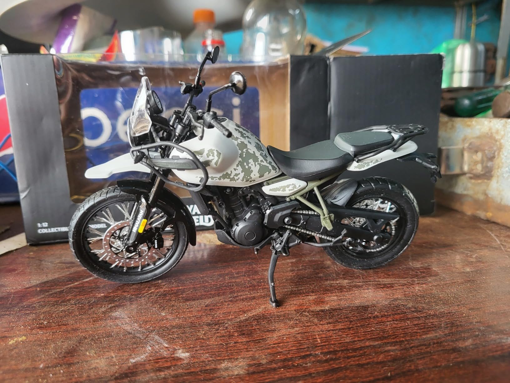 Royal Enfield New Himalayan Scale Model| Size: 1:12 | Material: Metal ...
