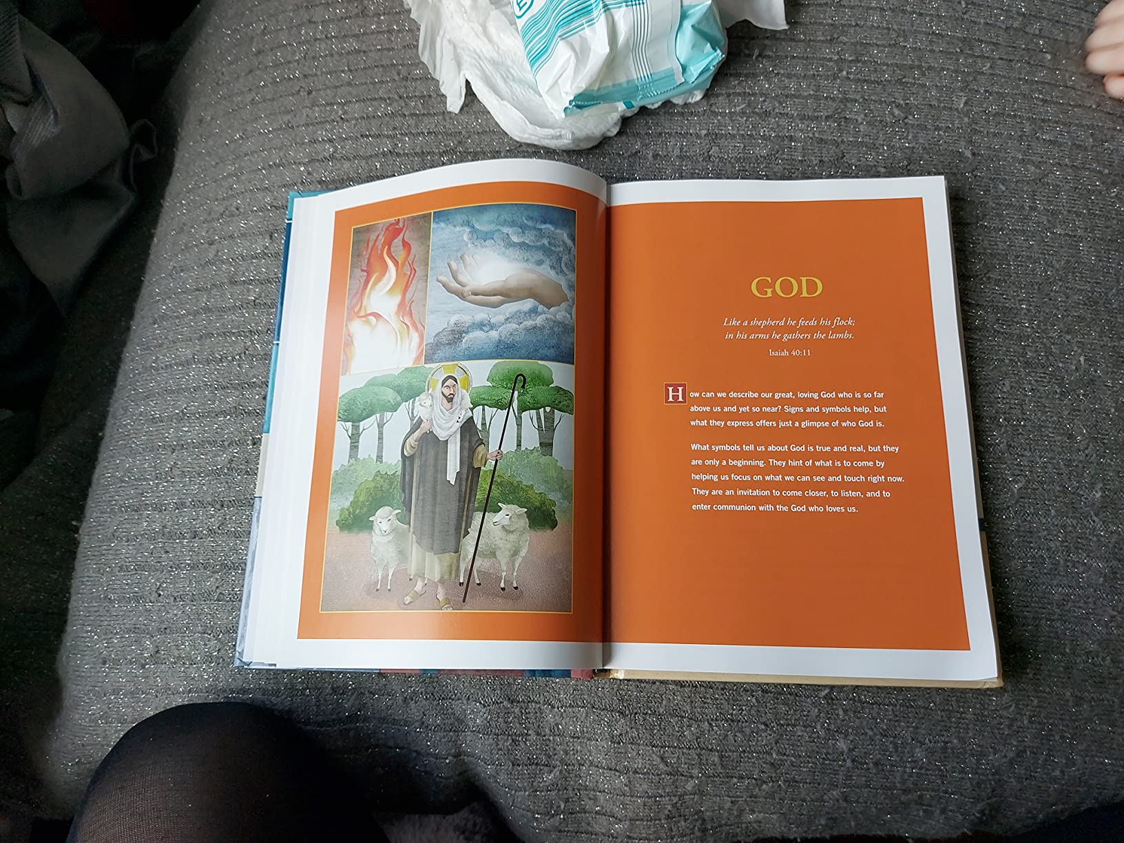 Loyola Kids Book of Catholic Signs & Symbols: An Illustrated Guide to ...