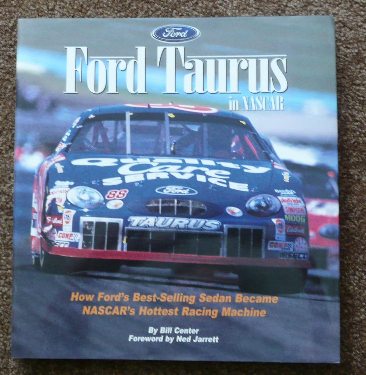 Amazon | Ford Taurus in Nascar: How Ford's Best-Selling Sedan Became ...