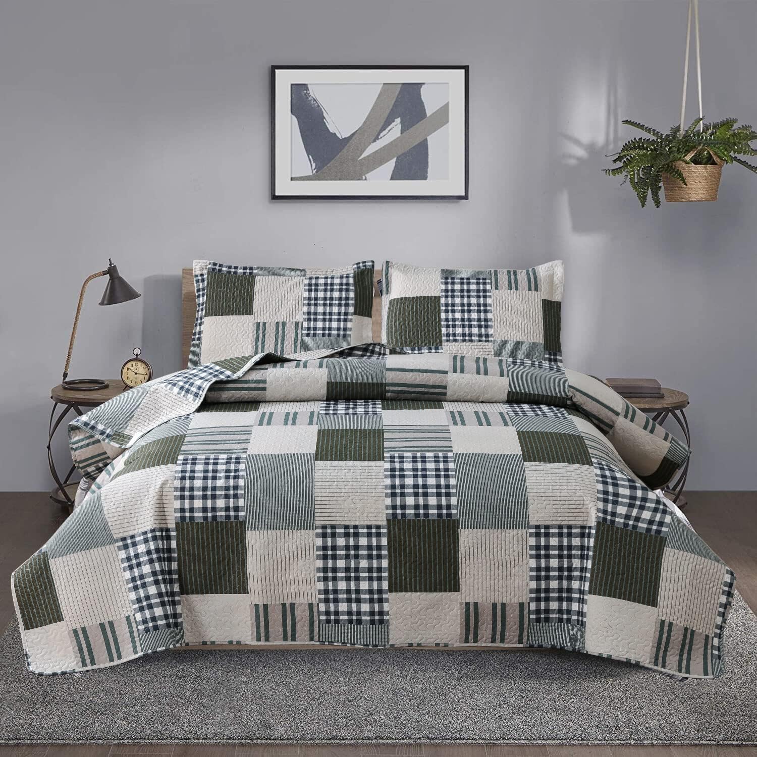 Amazon.com: Grey White Floral Plaid Quilt Full/Queen Size Lightweight ...