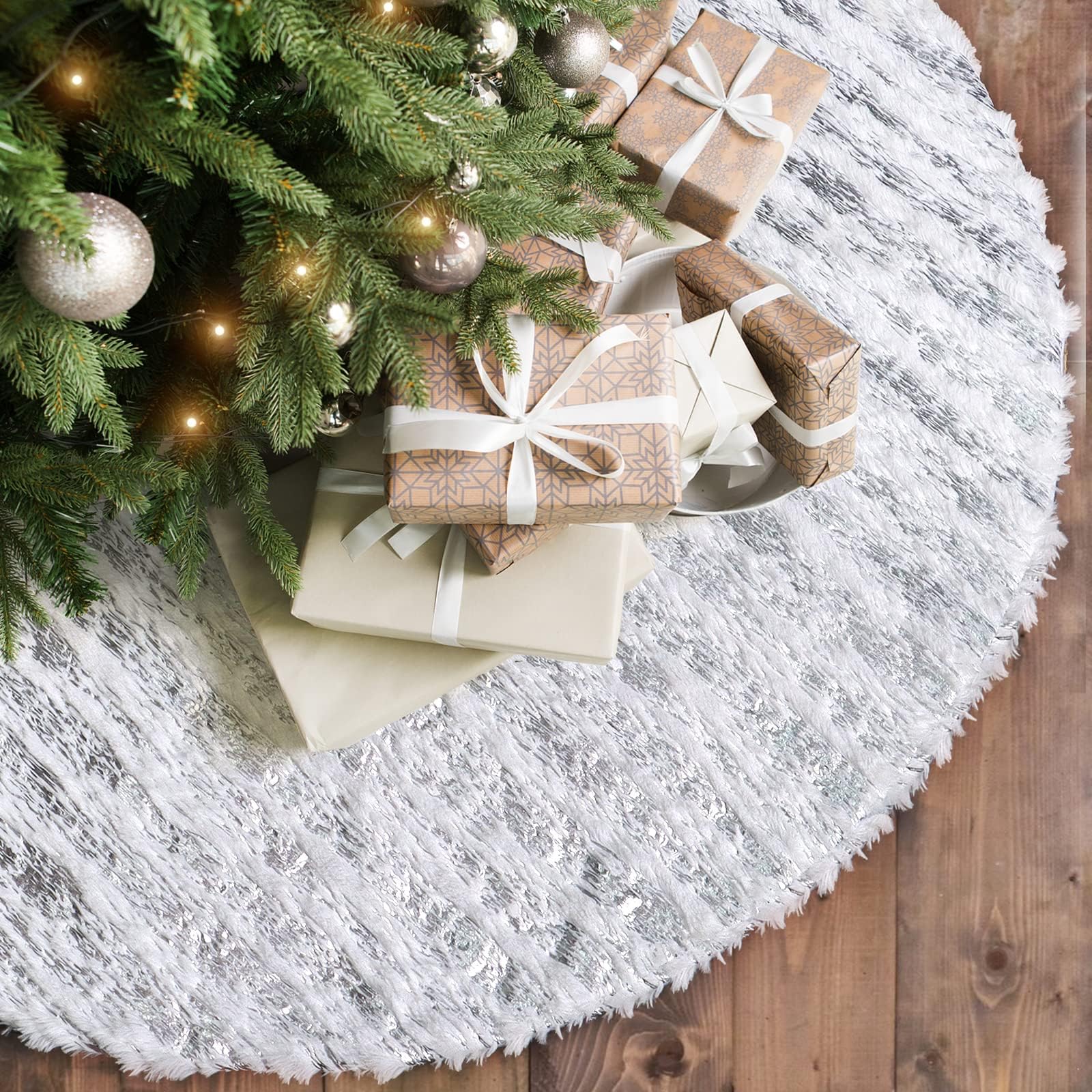 Amazon.com: Juegoal 48 Inch Luxury Christmas Tree Skirt Faux Fur Soft ...