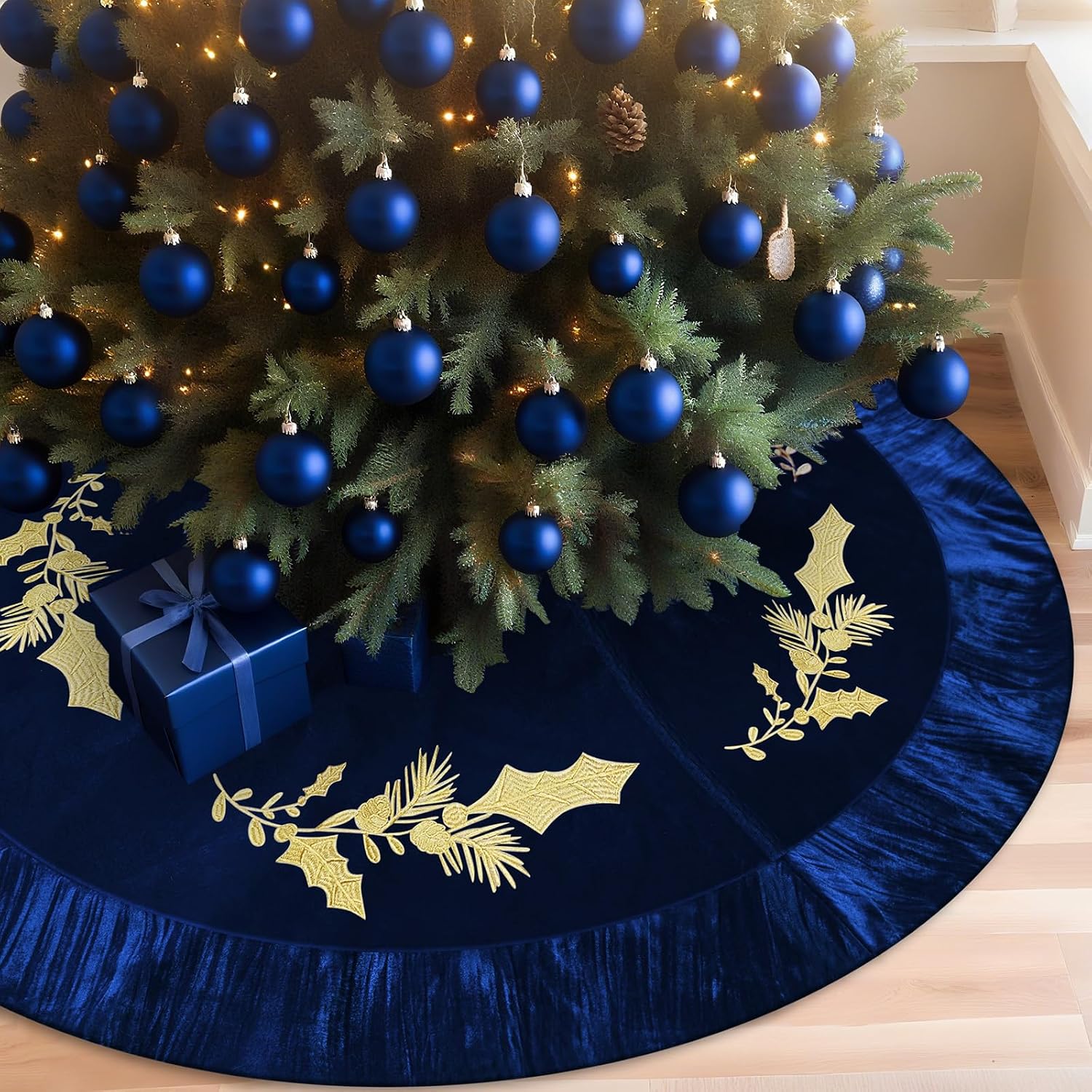 Amazon.com: QIJISTORM 48 Inches Velvet Christmas Tree Skirt Decorations ...