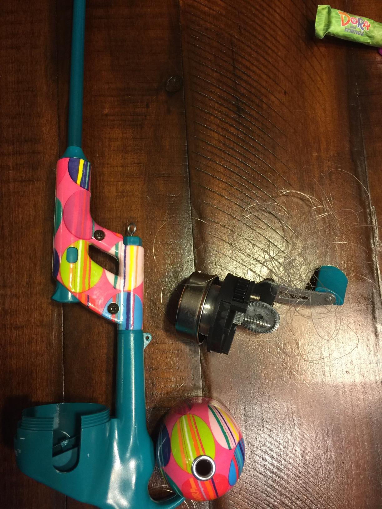 Amazon.com: Dora and Friends No Tangle Rod : Sports & Outdoors