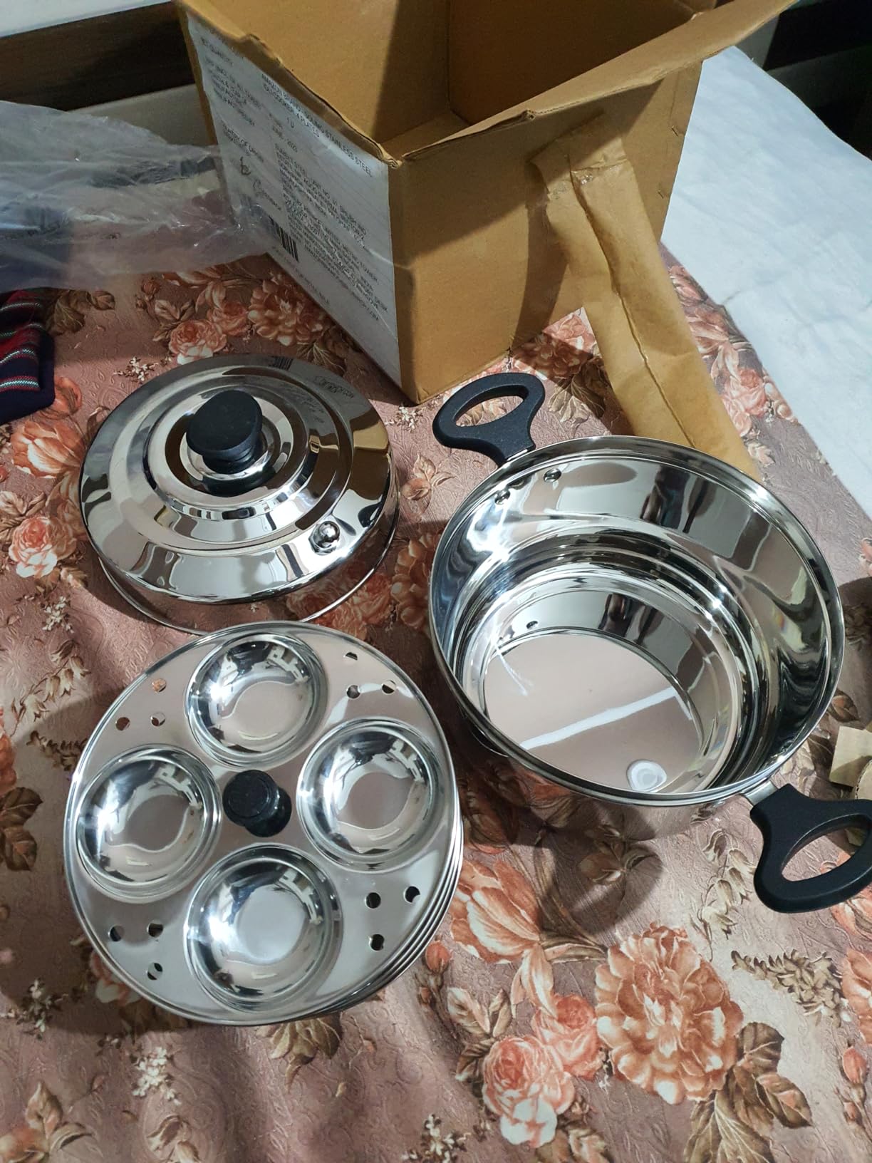 Amazon Brand - Solimo Stainless Steel Idli Maker with Steamer and 4 ...
