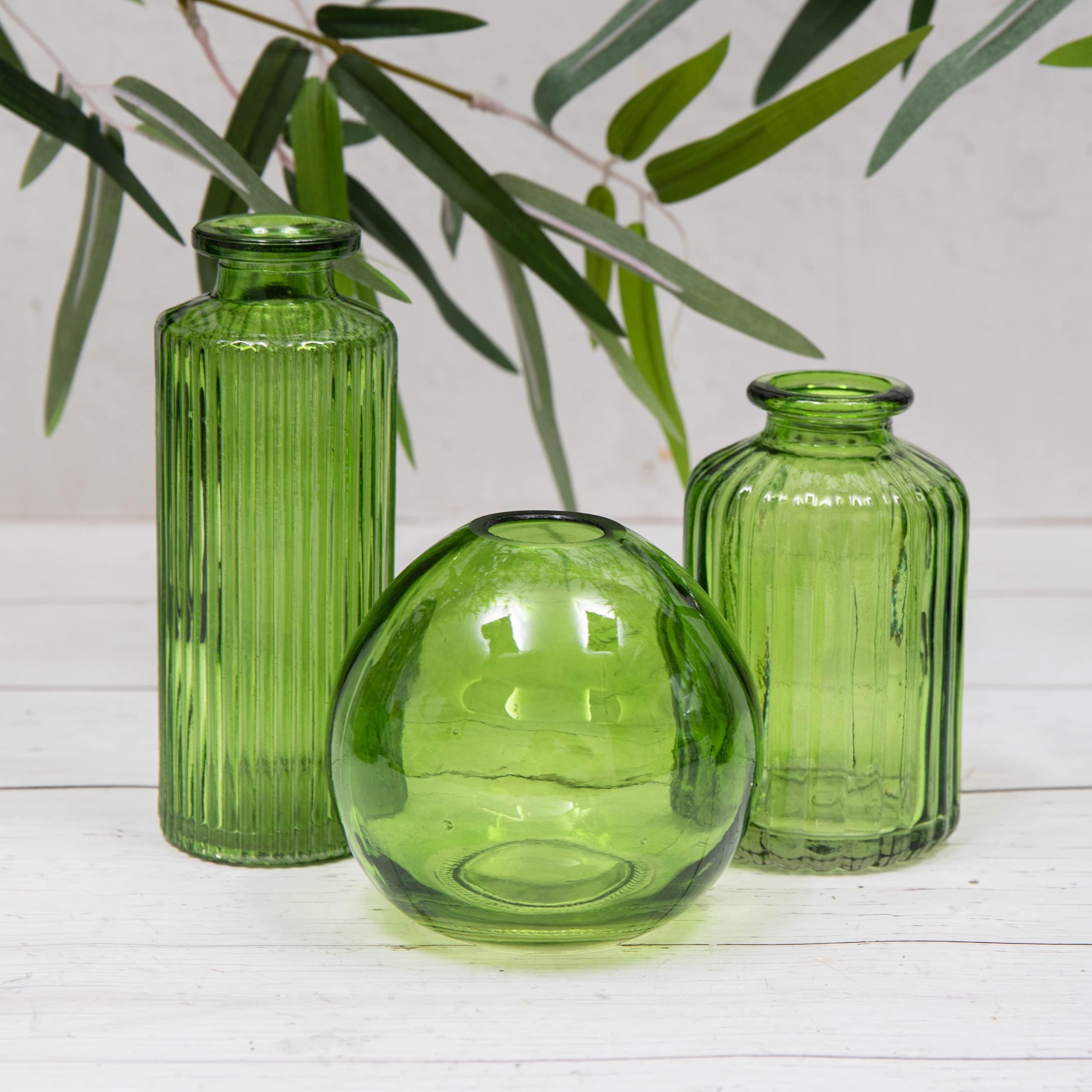 Set of 3 Emerald Green Vintage Glass Ribbed Bottle Flower Display Bud ...