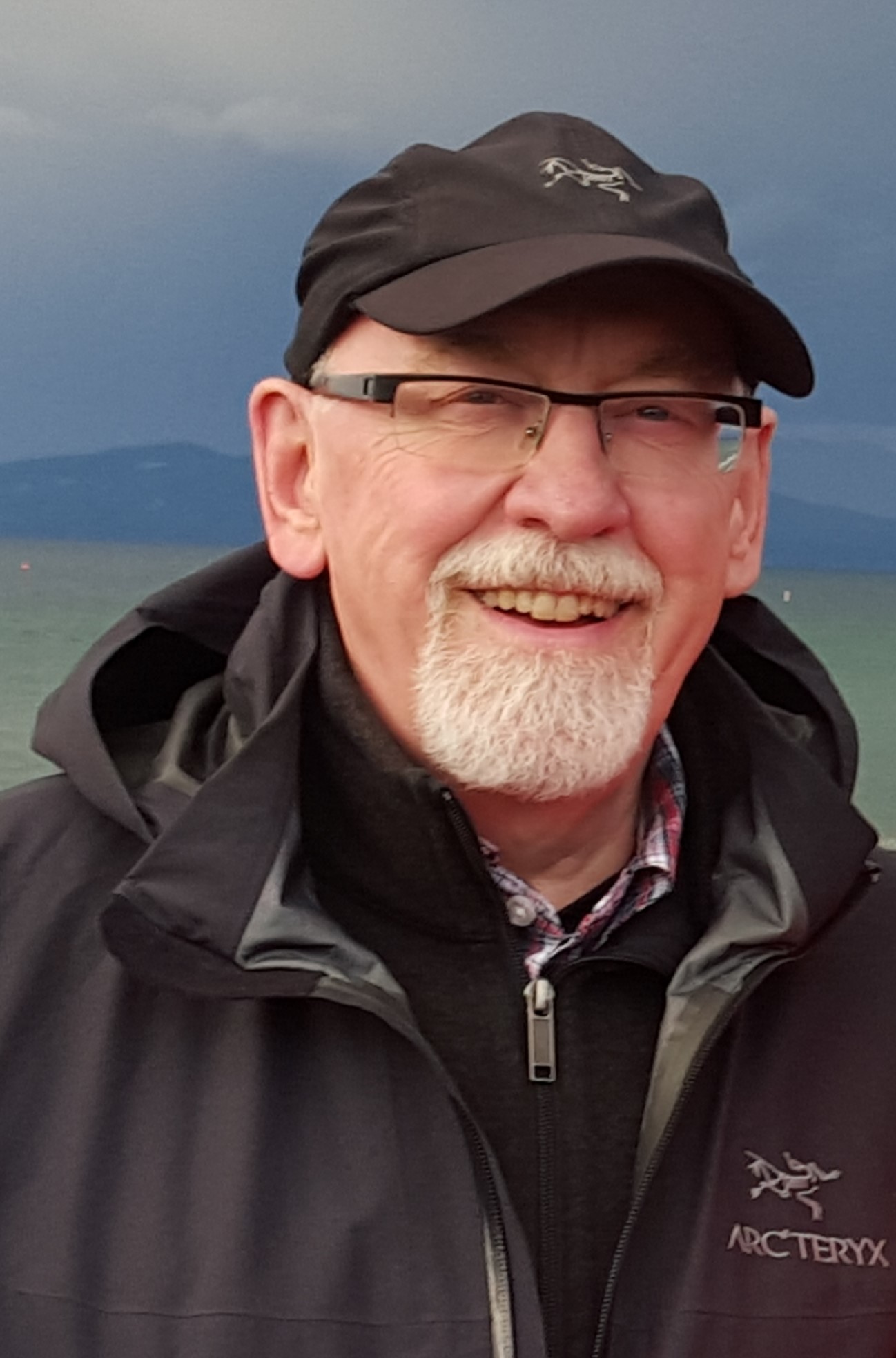 Amazon.com: David Tickner: books, biography, latest update