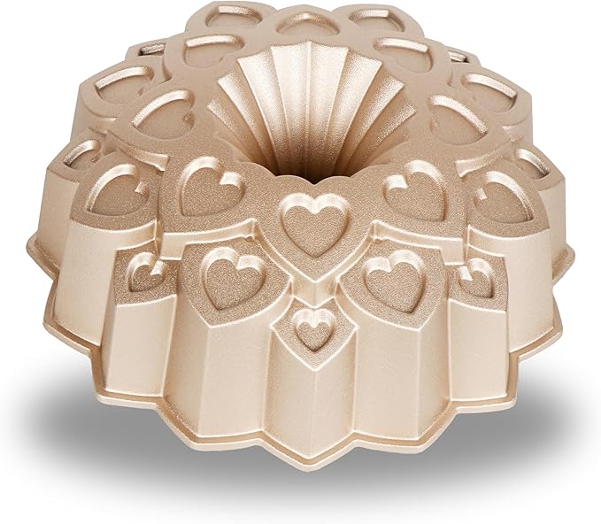 Amazon.com: Baker's Secret Nonstick Fluted Cake Pan, Perfect for Fluted ...