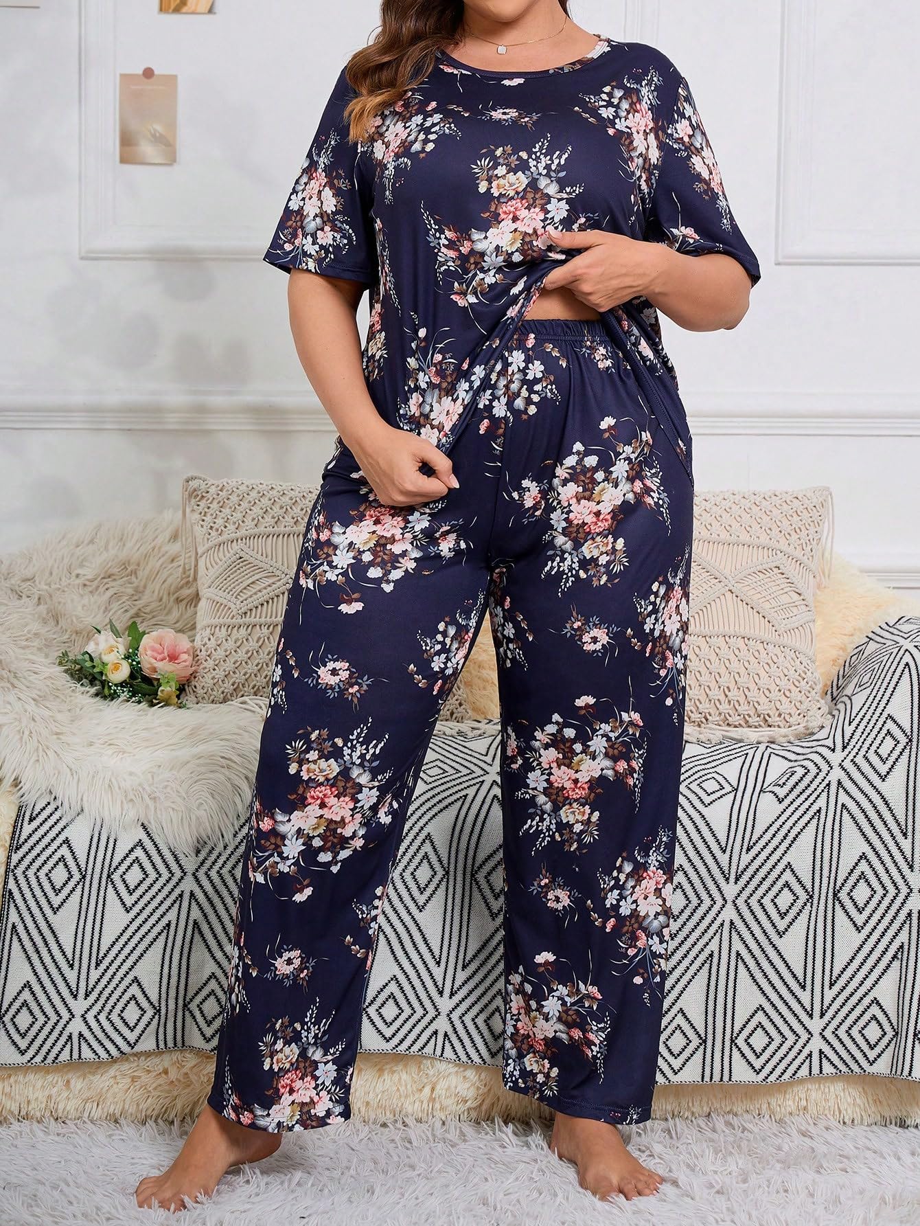 Snapklik.com : WDIRARA Womens Plus Size Short Sleeve Top And Pants Cute ...