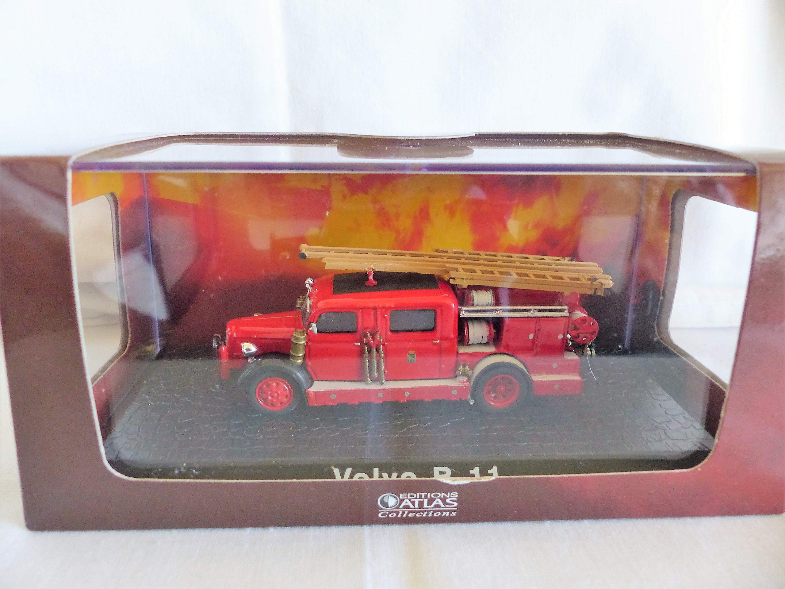 atlas editions red vòlvò B11 fire engine 1.72 scale diecast model ...
