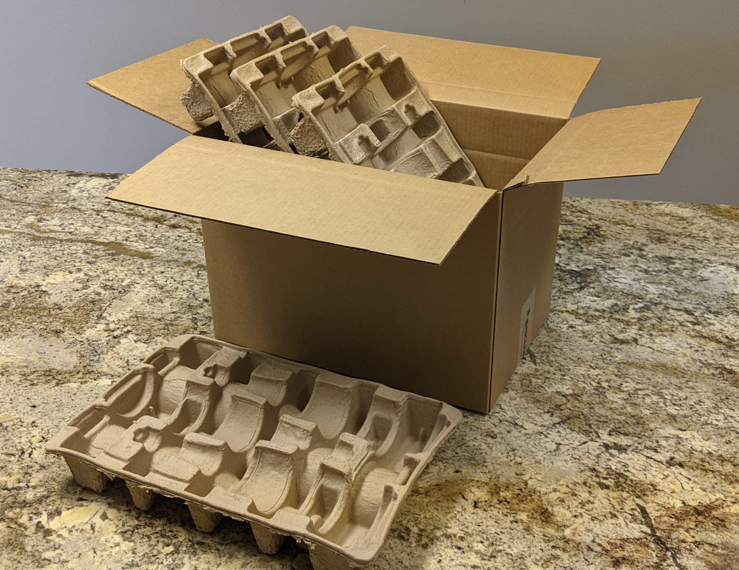 Amazon.com: Wine Shipping Box & Pulp Inserts - 750ml, 12 Bottles : Home ...