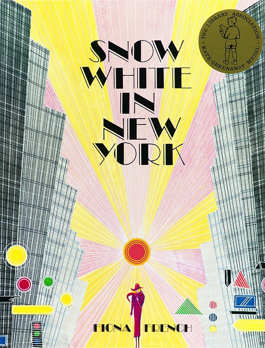 Snow White in New York: French, Fiona: 9780192722102: Amazon.com: Books