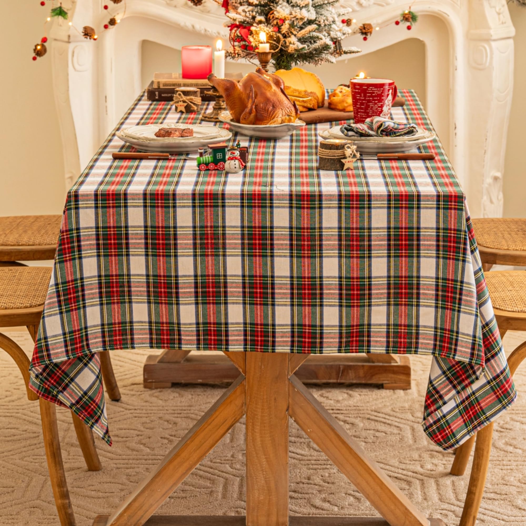 Amazon.com: AQOTHES Red White Plaid Christmas Tablecloth 60x104, Tartan ...