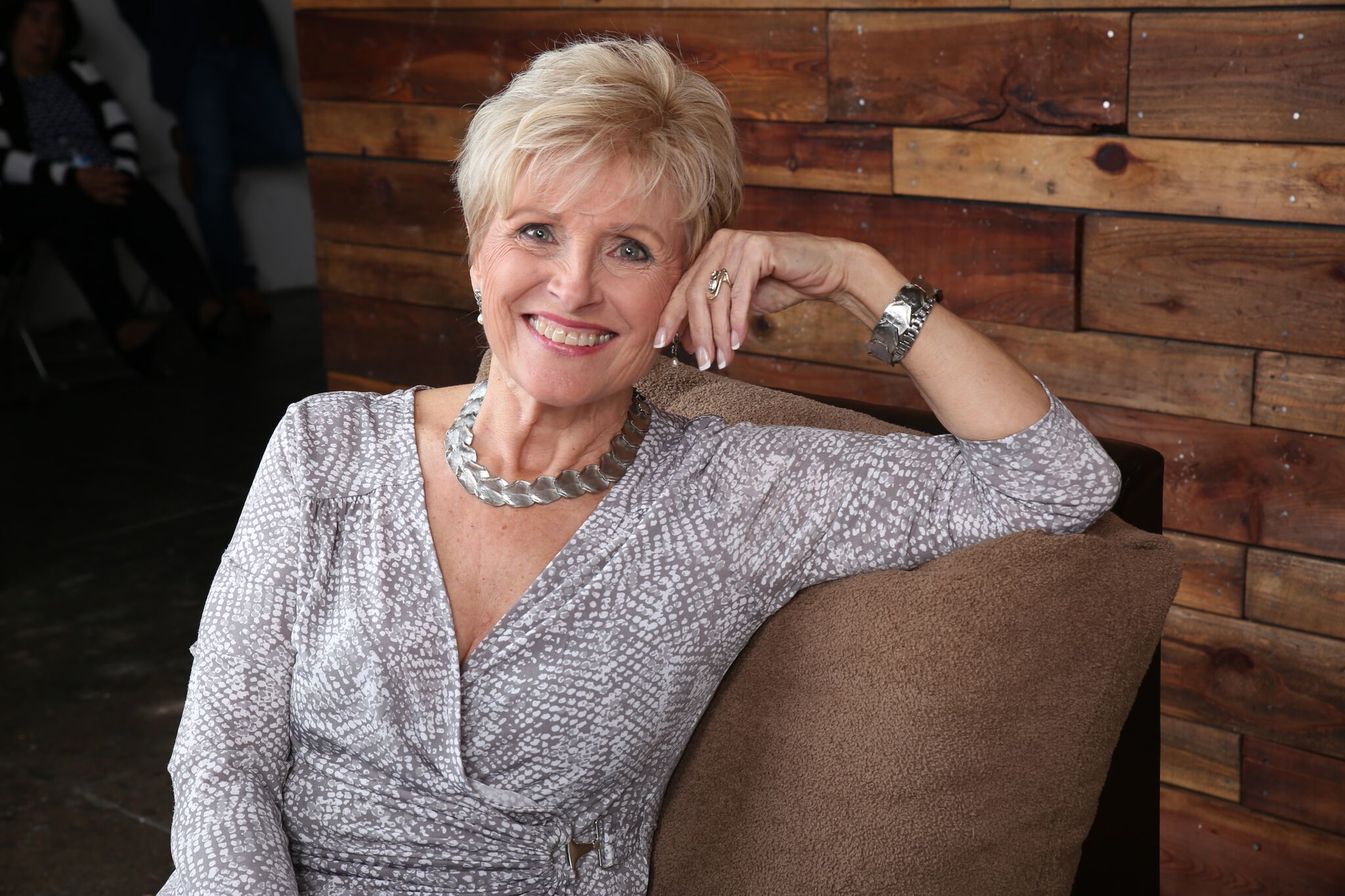 Amazon.com: Claudia Cooley: books, biography, latest update