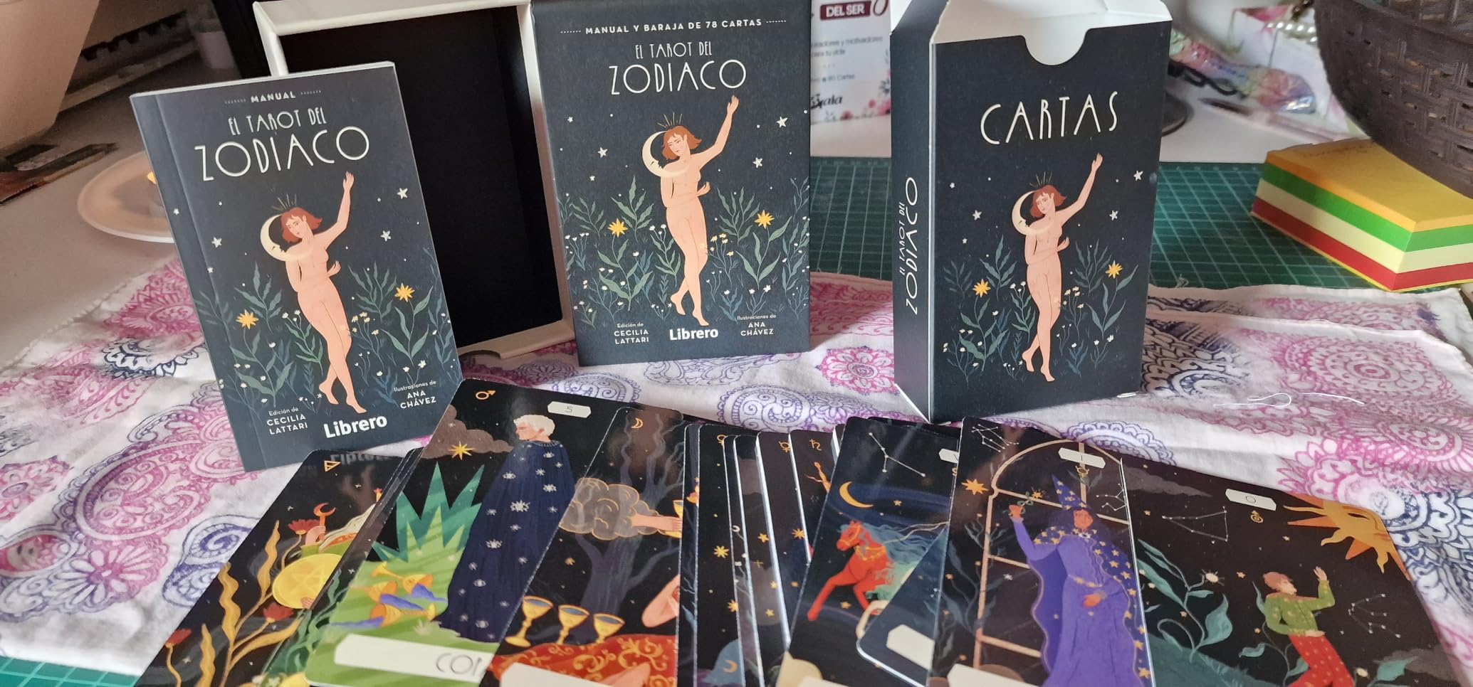 El Tarot del Zodiazo : Manual y baraja de 78 cartas. (ESOTERISMO ...