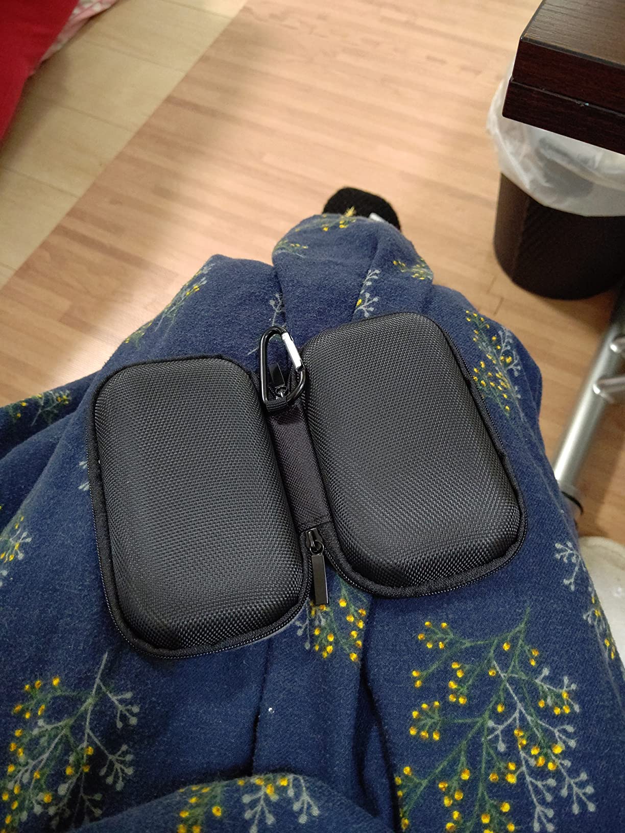 Amazon.co.jp: AGPTEK Mini Compact Protective Case for MP3 Player 2.4 ...