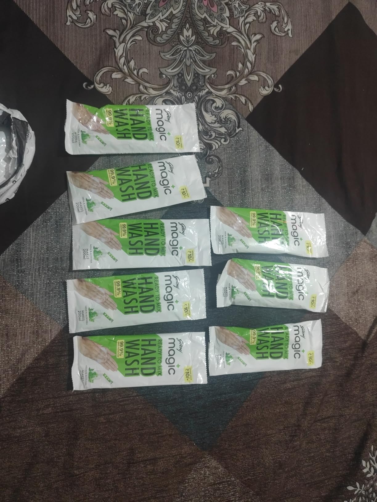 Godrej Magic powder to Liquid handwash 9X10ml Hand Wash Pouch (11 x 8. ...