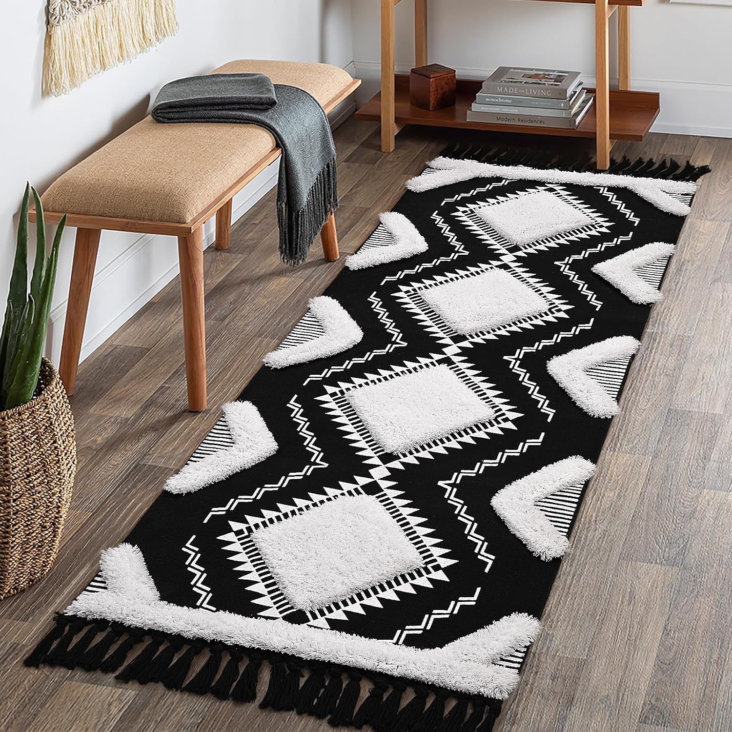 Amazon.com: Keeko 2x6 Bedroom Runner Rug, Black Accent Living Room ...