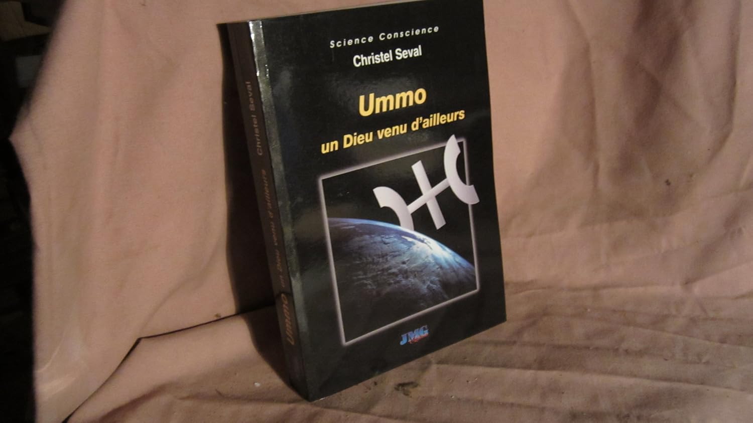 Amazon.com: Ummo un Dieu venu d'ailleurs ?: 9782915164244: Christel ...