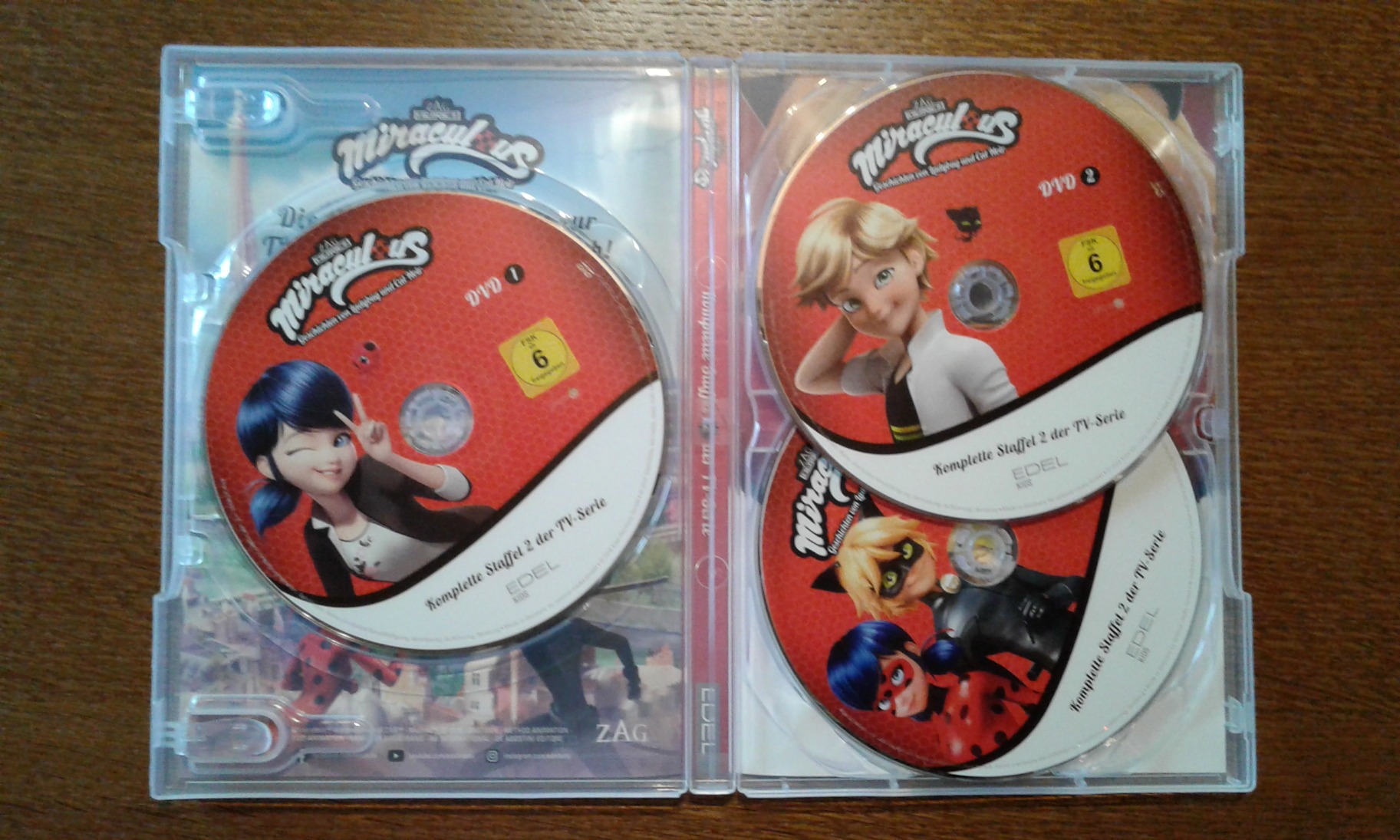 Miraculous: Complete Season 2 [DVD]: Amazon.de: Cristina Valenzuela ...